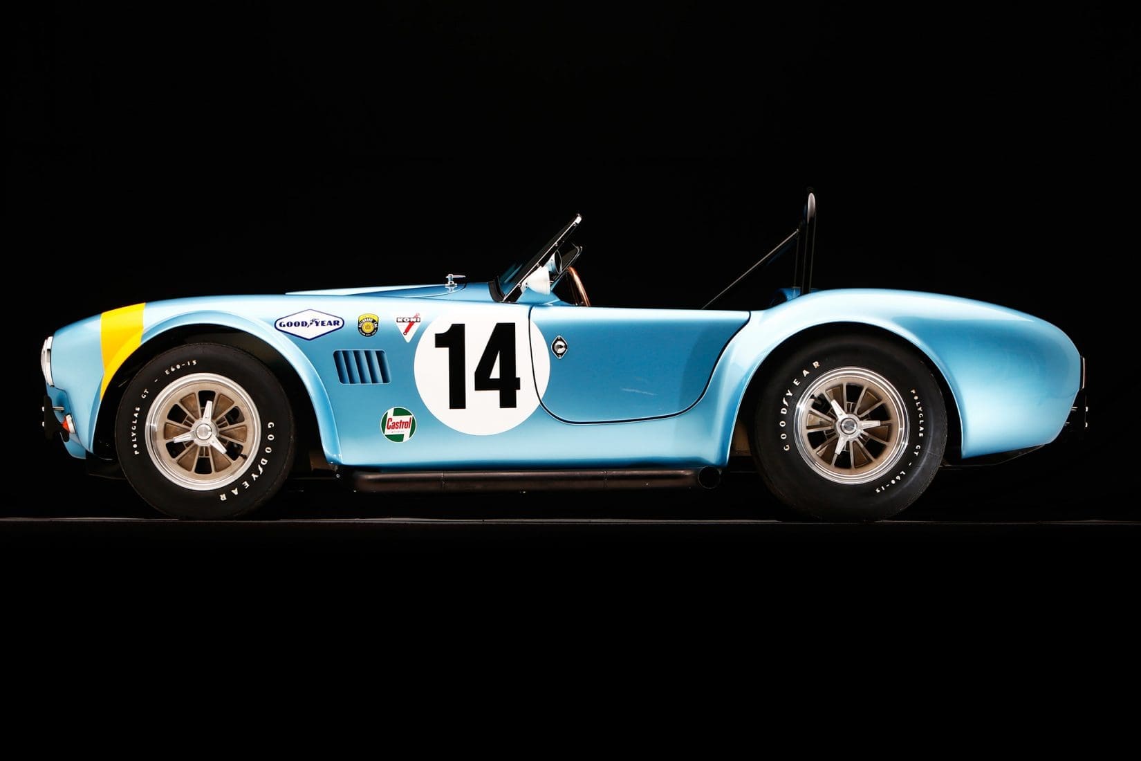 289 USRRC Roadster Studio Shots - Factory Five Racing