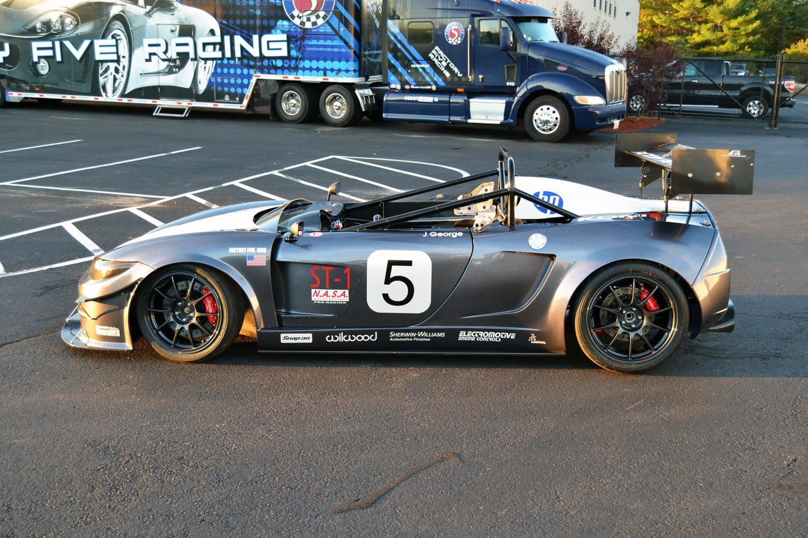 2014 SEMA 818R - Factory Five Racing