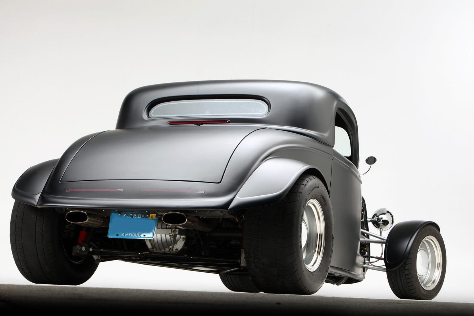 Henry R.'s Flathead Powered '33 Hot Rod - Factory Five Racing