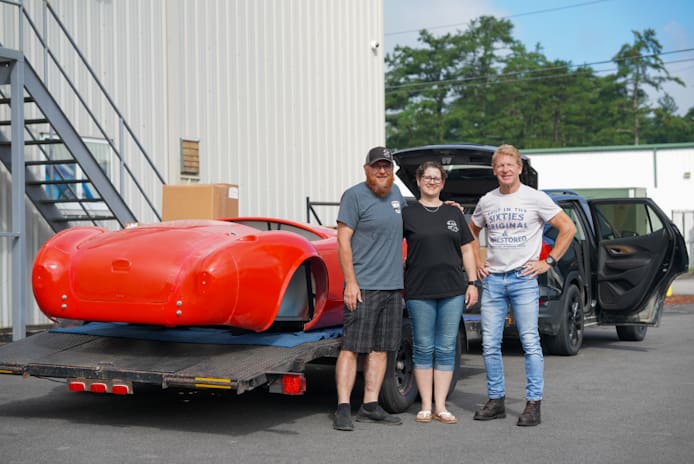 Customer Jason P. picks up his Mk4 Kit! - Factory Five Racing