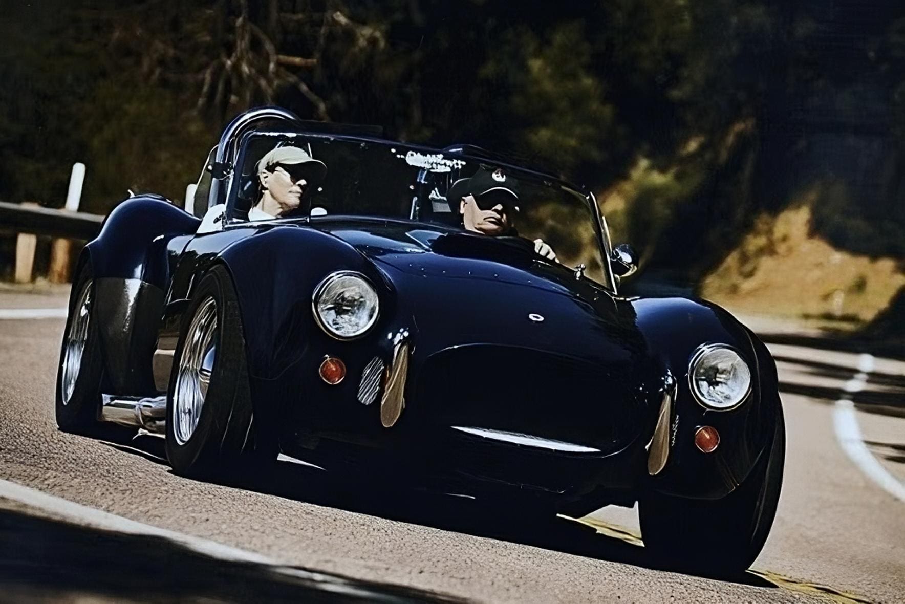Ray and Jodi M. Flew in from California! - Factory Five Racing